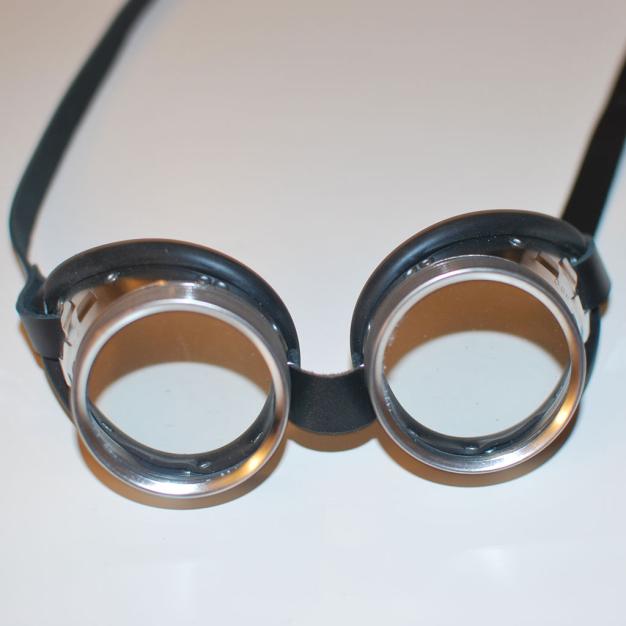 Metal Goggles With Rubberized Eye Cups & Leather-like Straps