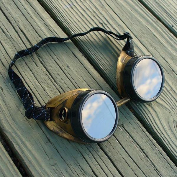 Copper Toned Gold & Black Goggles: Dark Lenses